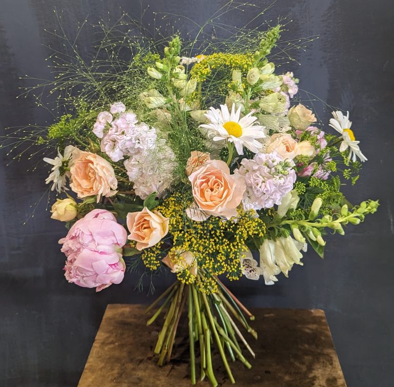 Dansk mid summers bouquet - Buy now at Dansk Flowers
